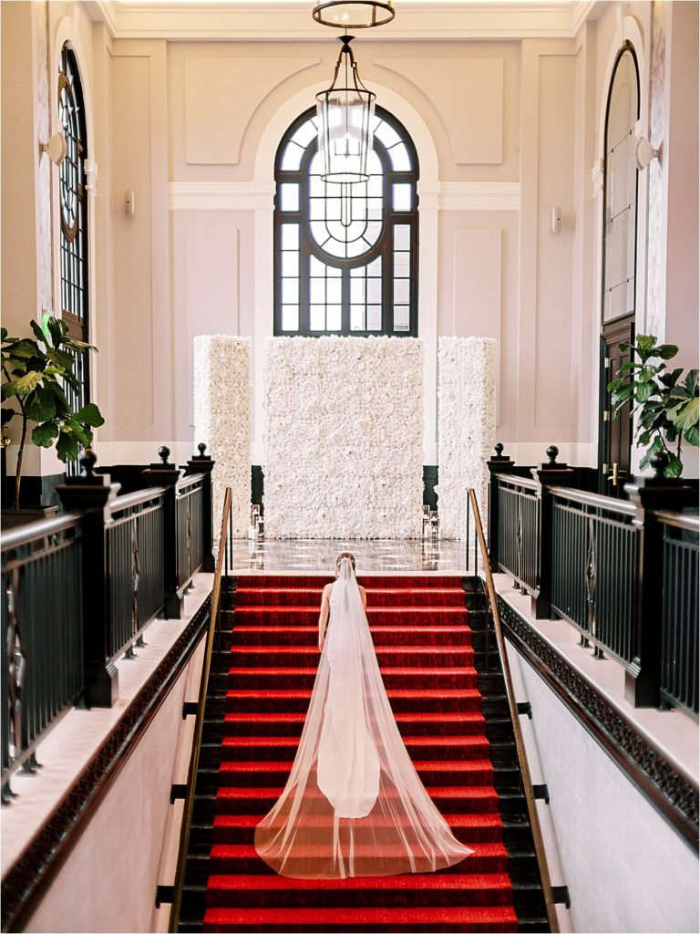 Sagamore Pendry Baltimore Wedding - reneehollingshead.com